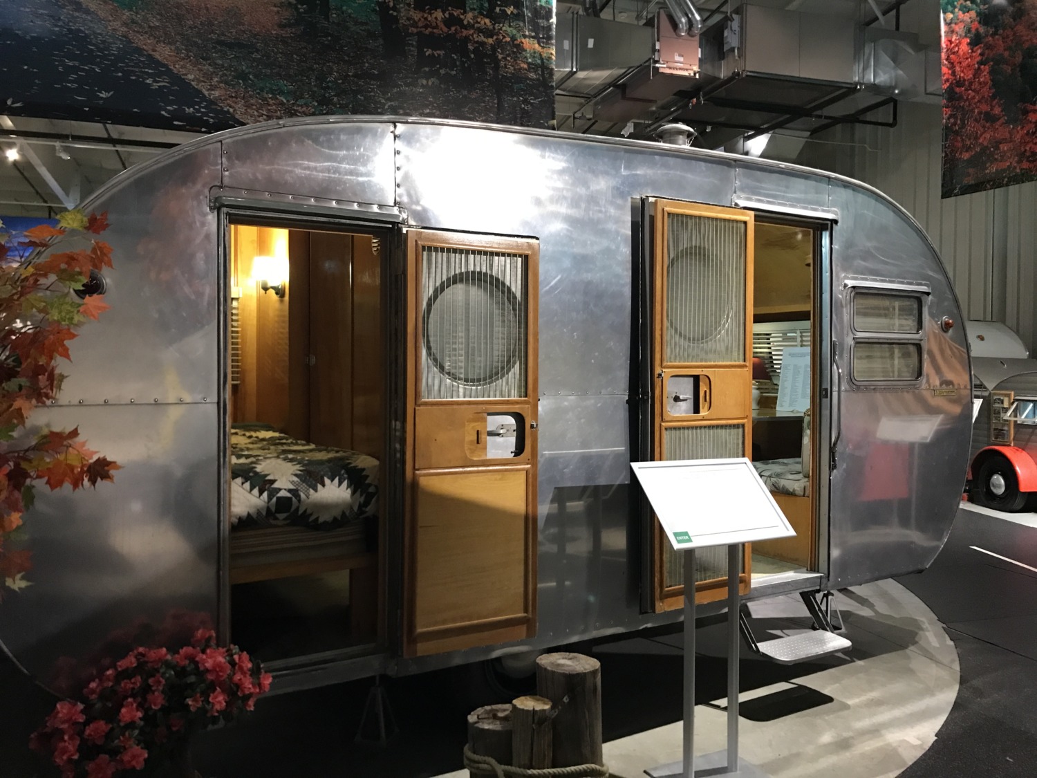 RV Hall of Fame and Museum - Sharing Horizons