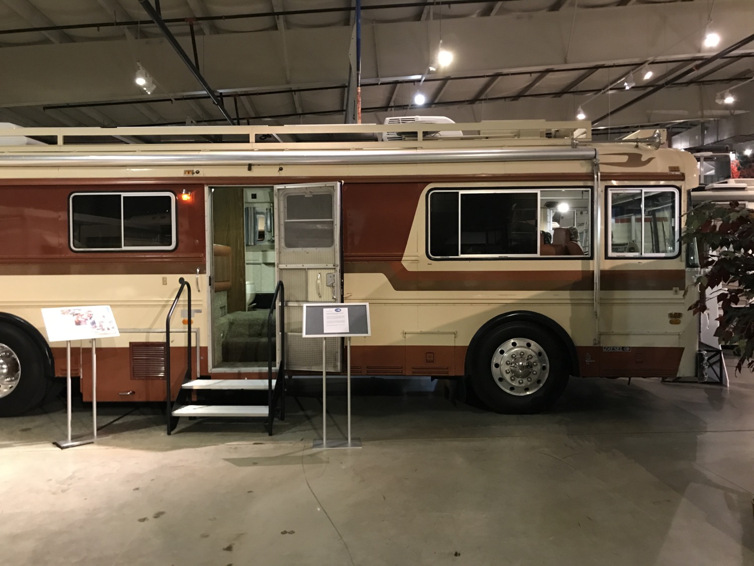 RV Hall of Fame and Museum - Sharing Horizons